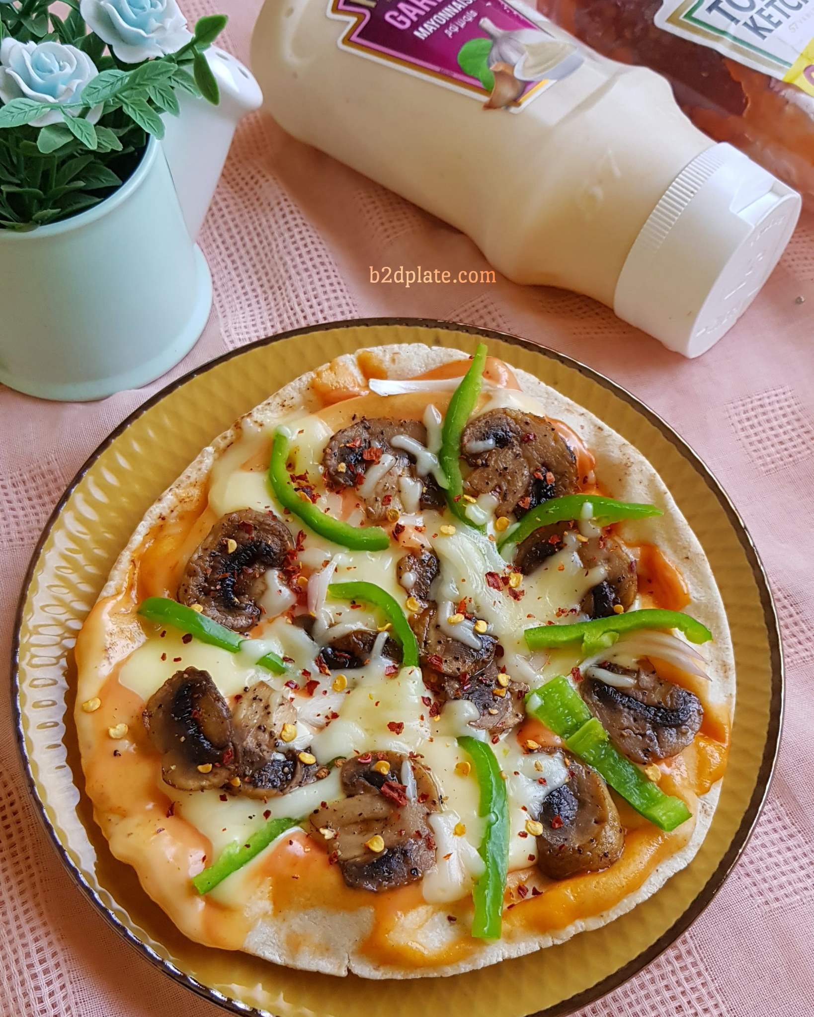 Kuboos pizza roti pizza – B2D Plate